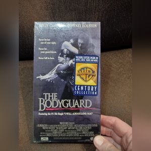Warner Bros. | Other | The Bodyguard Vhs Tape 992 Warner Home Video ...